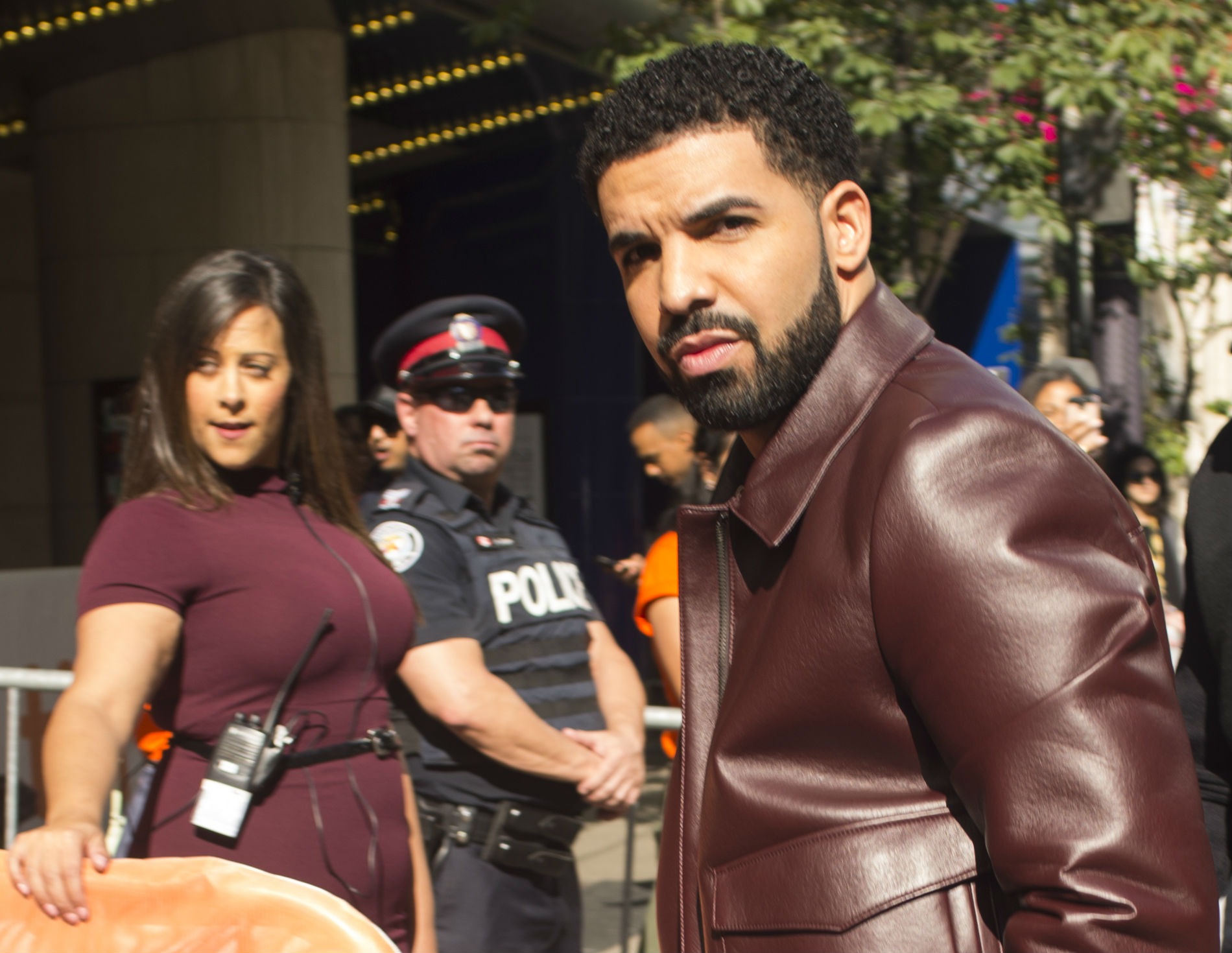 Footage Emerges Of Drake At Snapchat's $4 Million New Year's Party ...