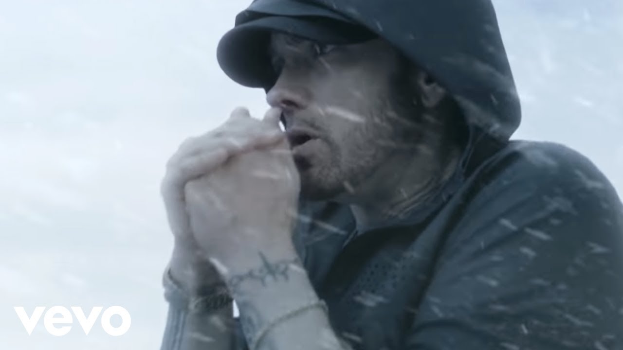 Eminem Earns 8th Consecutive Number-One Album On Billboard 200 Chart ...