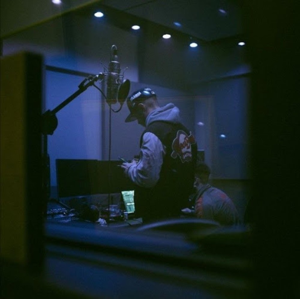 Meet Lewis Barry a Talented Individual and Music Craftsman Who is ...