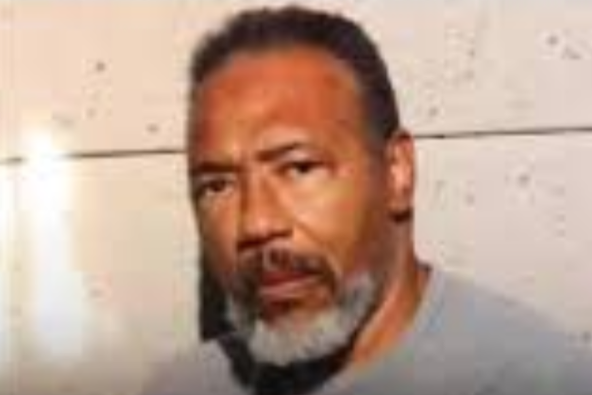 Donald Trump Commutes Larry Hoover's Prison Sentence—But There's No ...